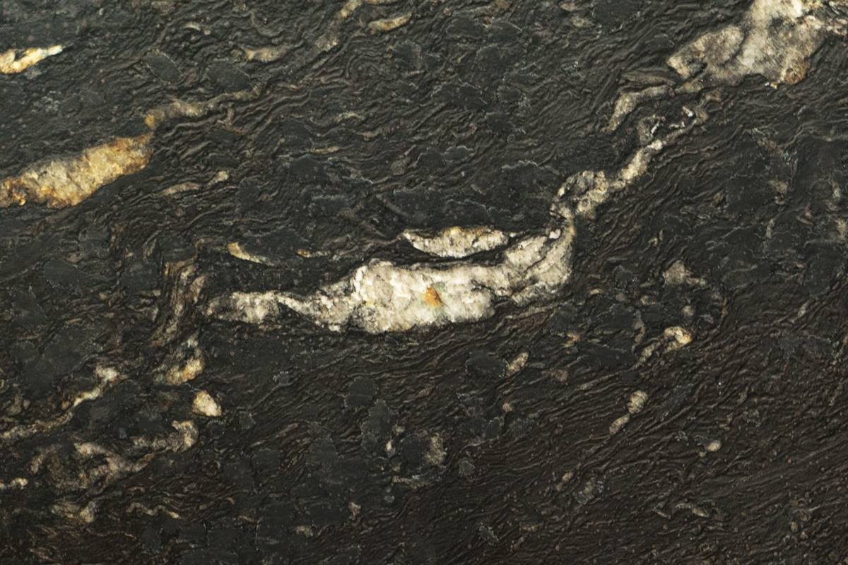 Granito Titanium Satinado Lámina | Mármoles Puente